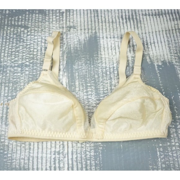 Lovable | Intimates & Sleepwear | Special Lovable Bra Womens 34b ...